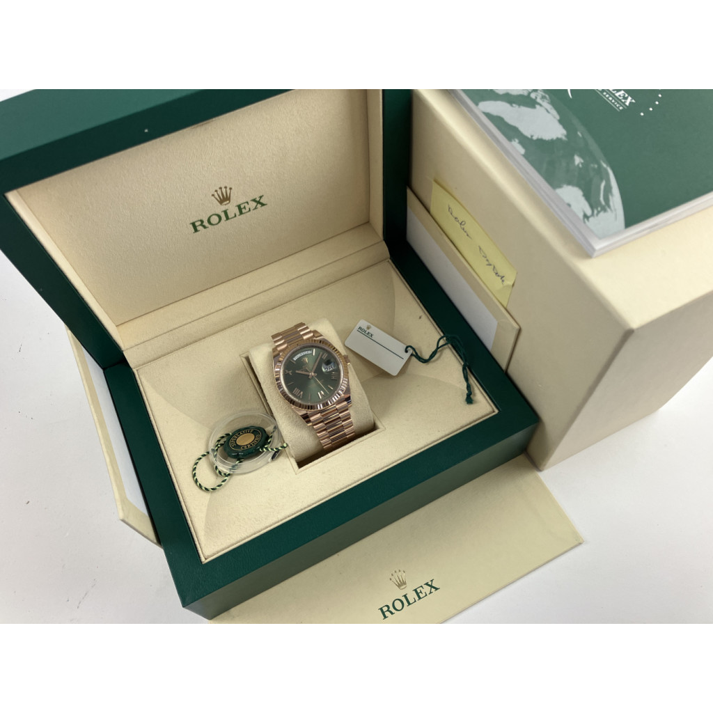 Rolex Day-Date 228235 in undefined | CHRONEXT